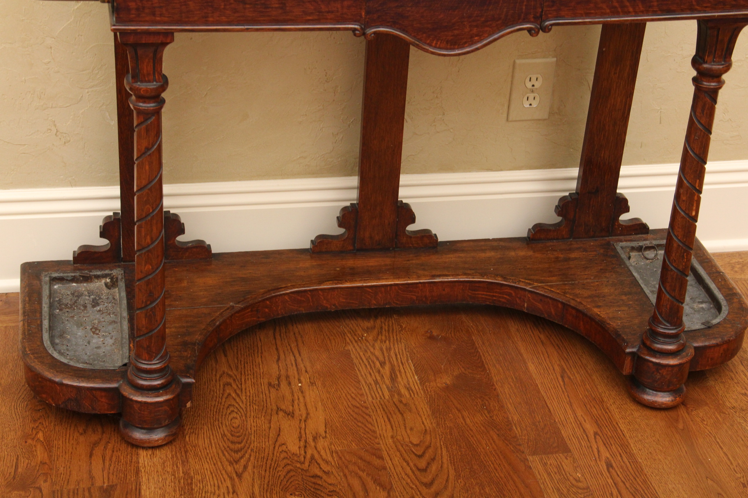 Antique English Oak Hall Tree | EBTH