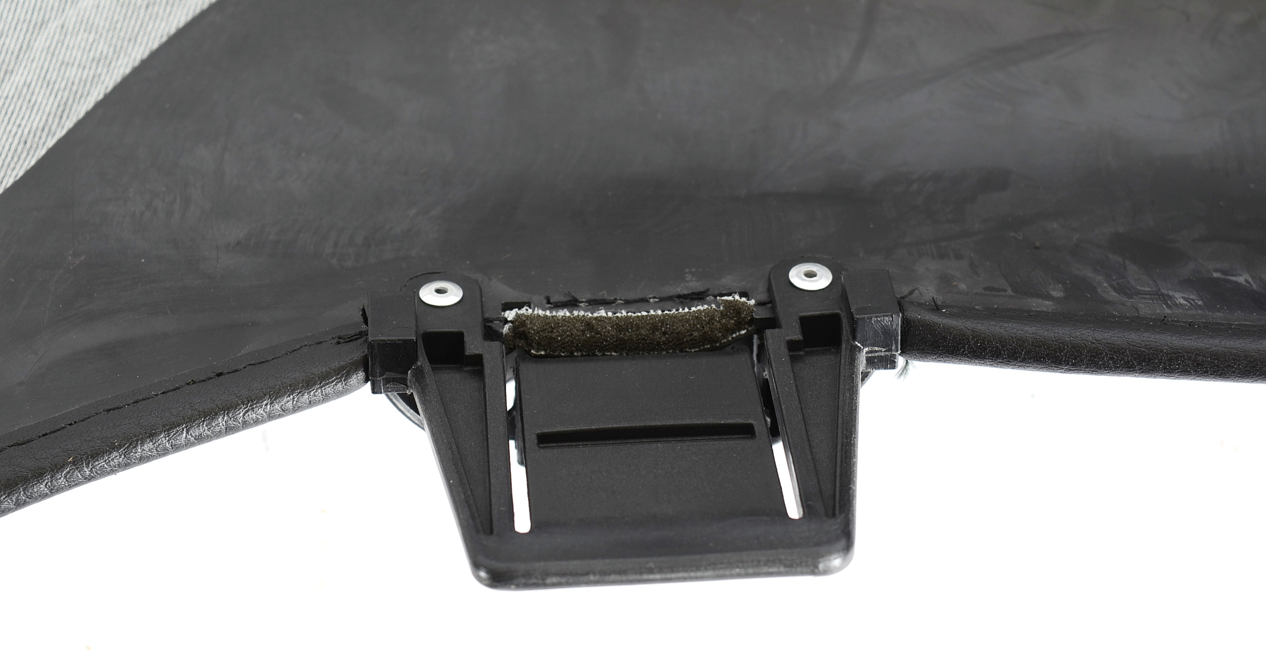 2007 Volkswagen Beetle Boot Cover | EBTH