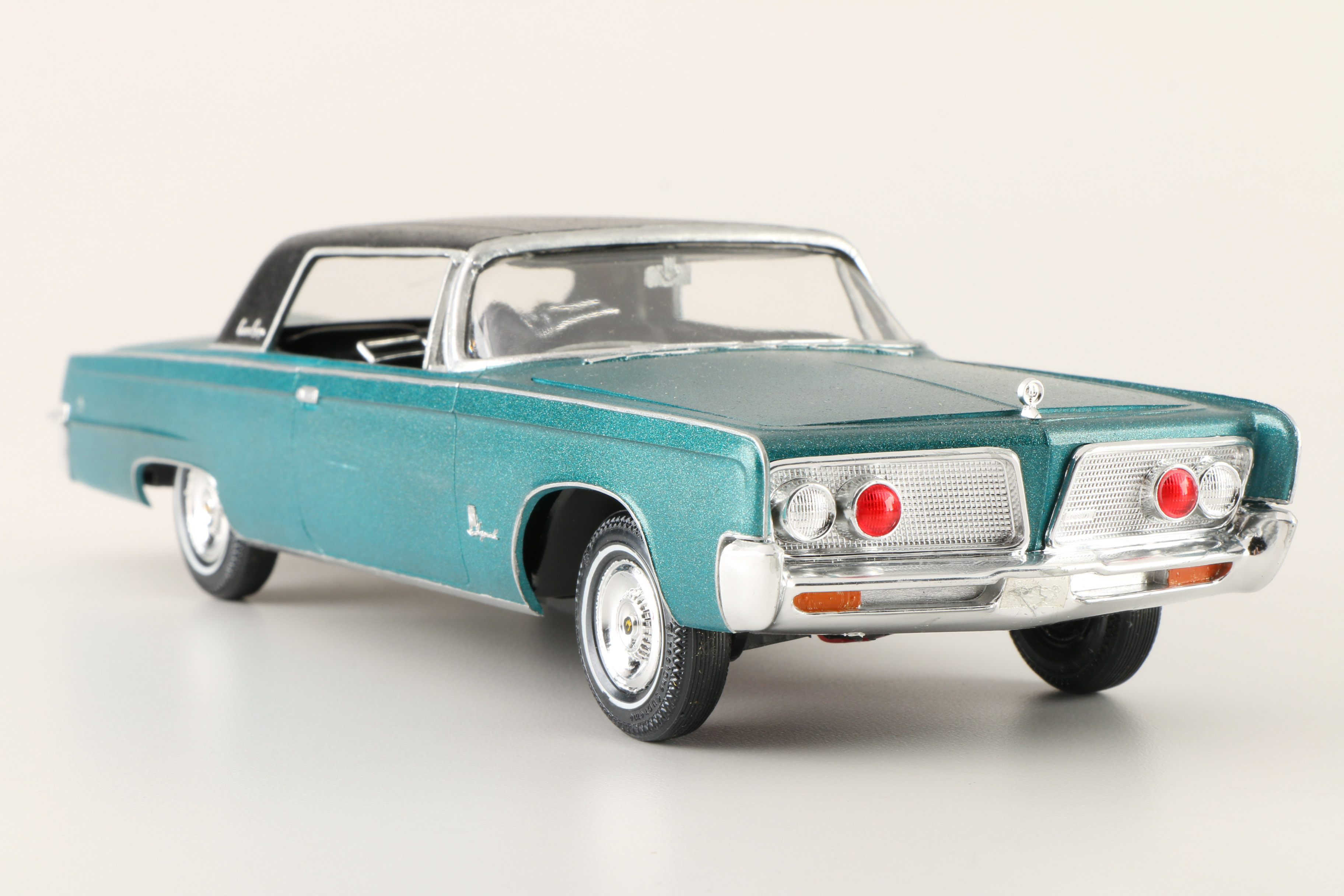 Assembled 1964 Chrysler Imperial Model by AMT | EBTH