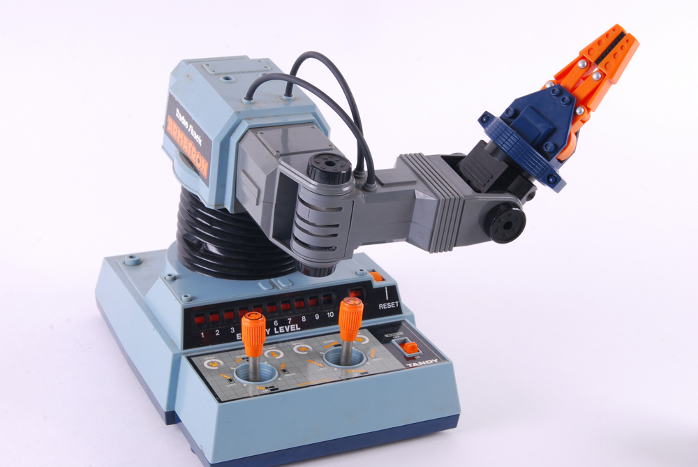 Vintage Radio Shack "Armatron" Robotic Arm Toy | EBTH