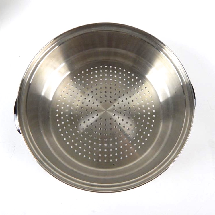Towncraft Cookware and Betty Crocker Skillet | EBTH