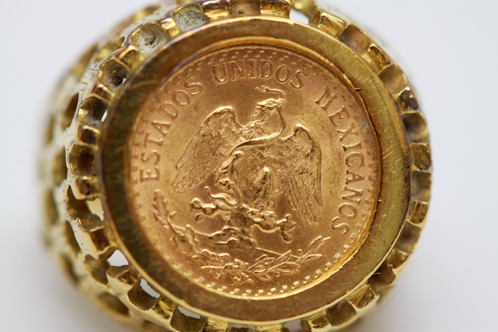 18K Gold Mexican 2 Peso Ring | EBTH