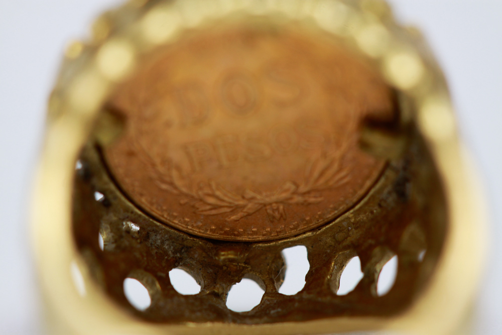 18K Gold Mexican 2 Peso Ring | EBTH