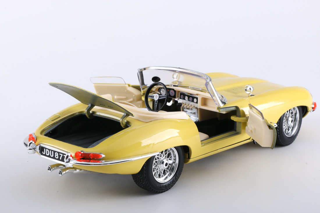 Collection of Jaguar XKE Die-Cast Replicas | EBTH