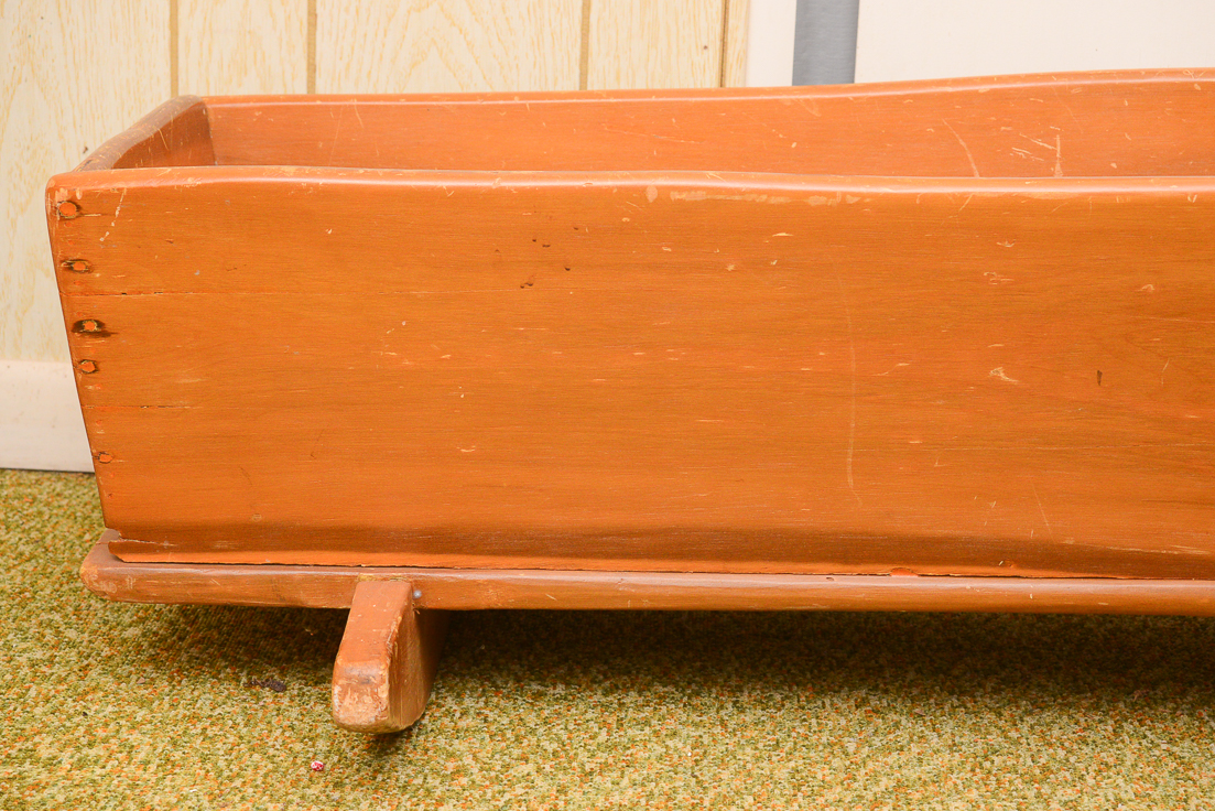 Vintage Wooden Cradle | EBTH