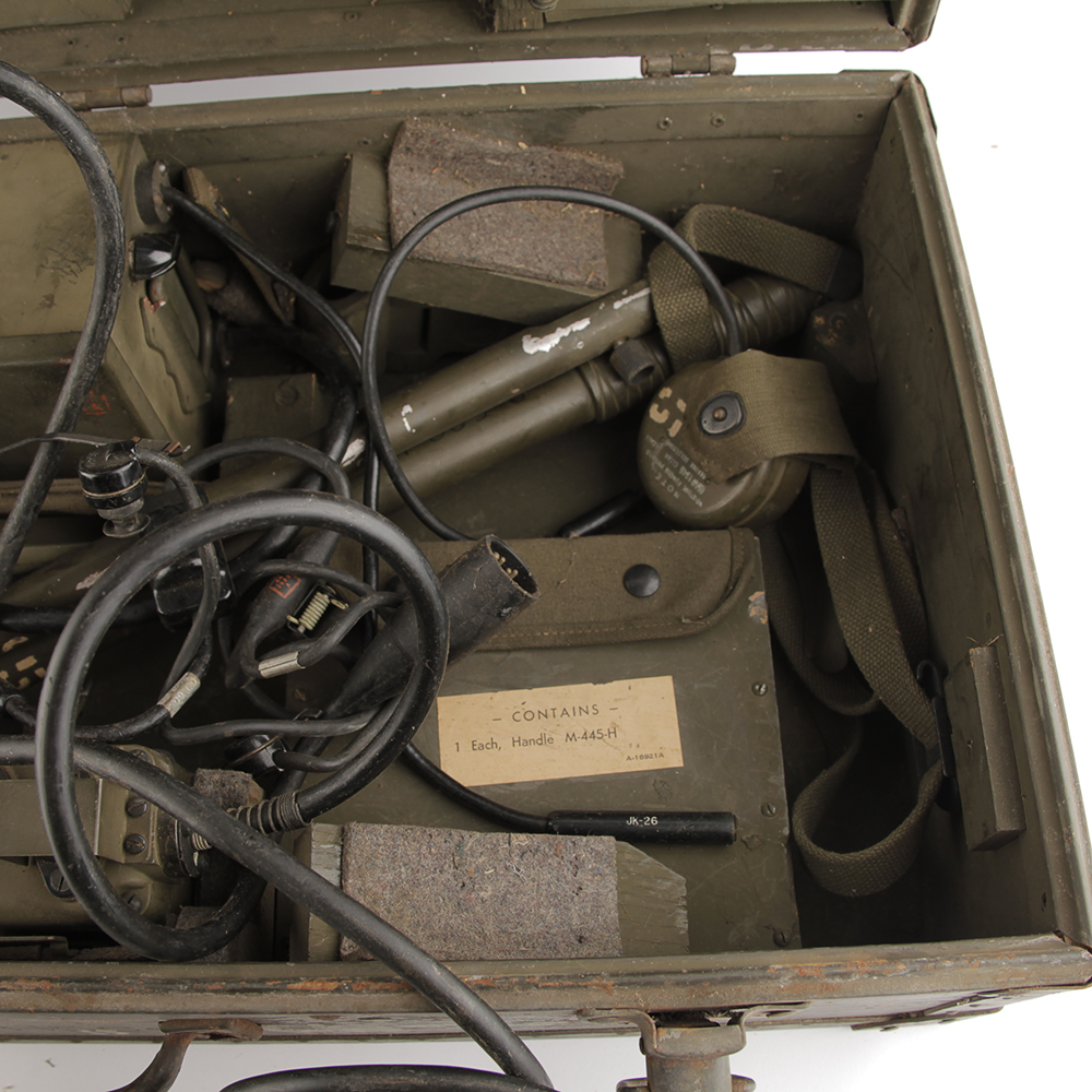 Original WWII Signal Corps U.S. Army Mine Detector Set | EBTH