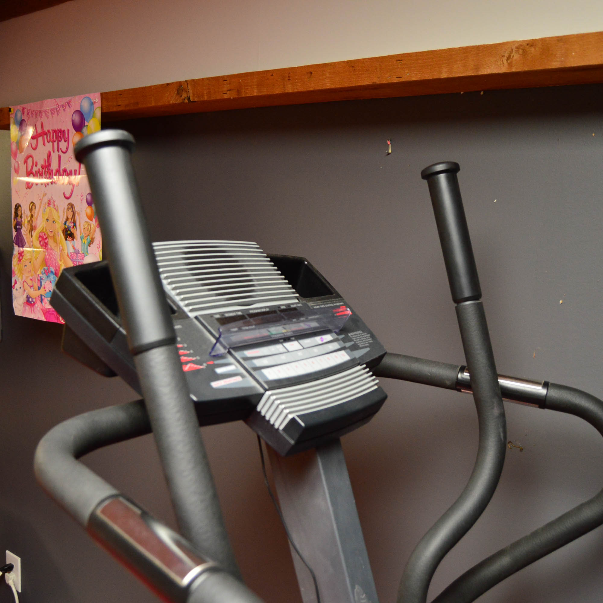 Healthrider E60 Elliptical | EBTH
