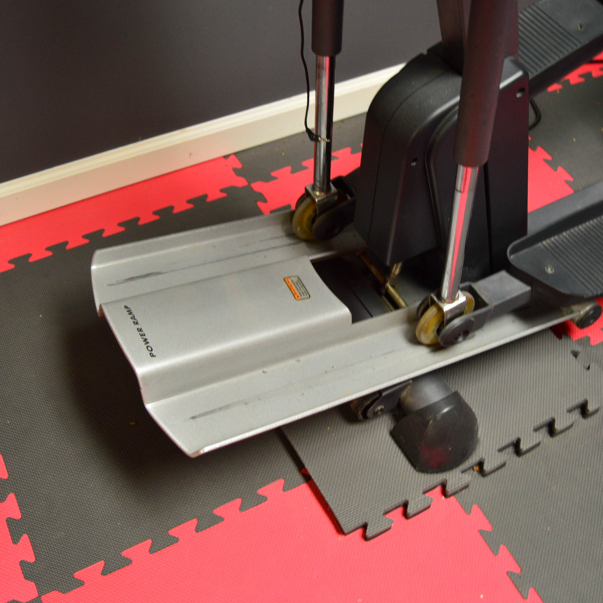 Healthrider E60 Elliptical | EBTH