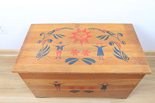 Vintage Toy Chest | EBTH