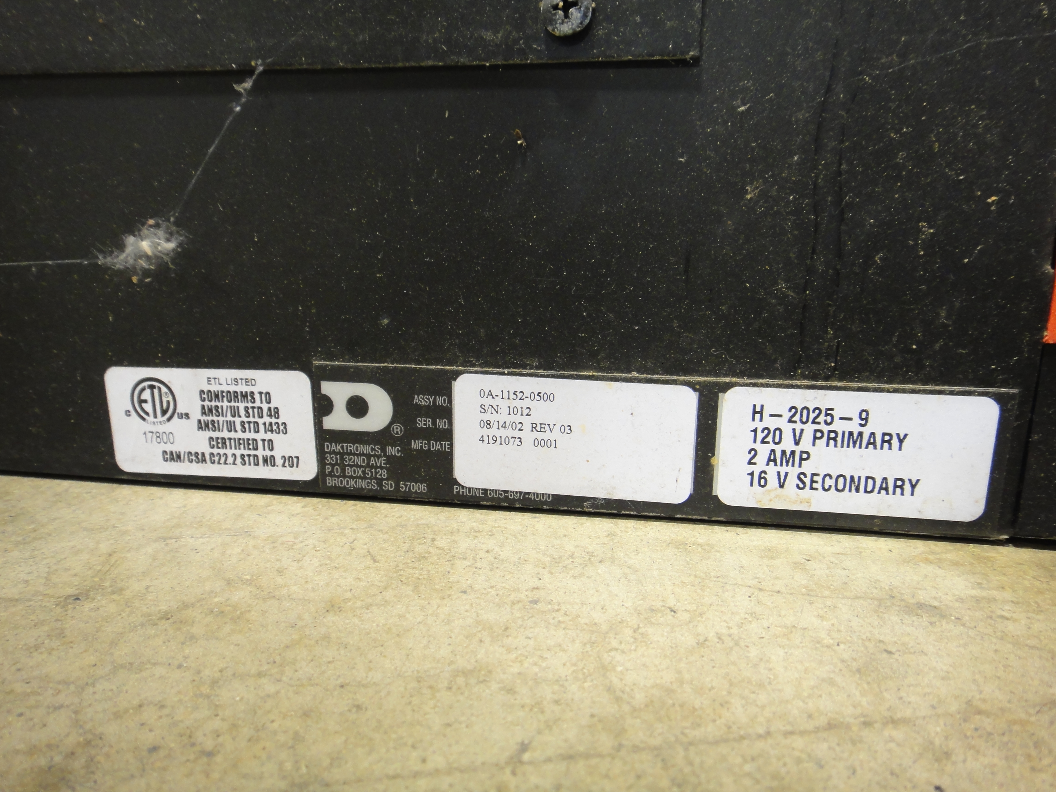 Daktronics LED Digital Scoreboard & 3000 Series Control Console | EBTH