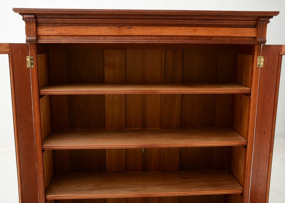 Eastlake Bookcase | EBTH