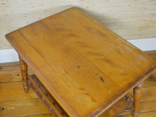 Cushman Colonial Maple End Table | EBTH