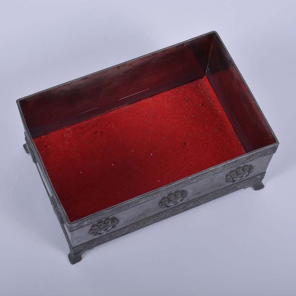 Antique Quadruple Silverplate Box by Pairpoint | EBTH