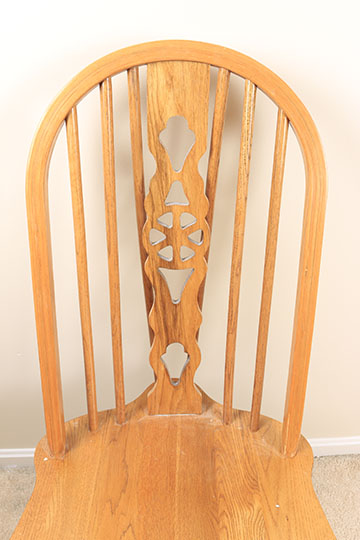Eagle Craft Roll Top Desk and Rolling Chair | EBTH