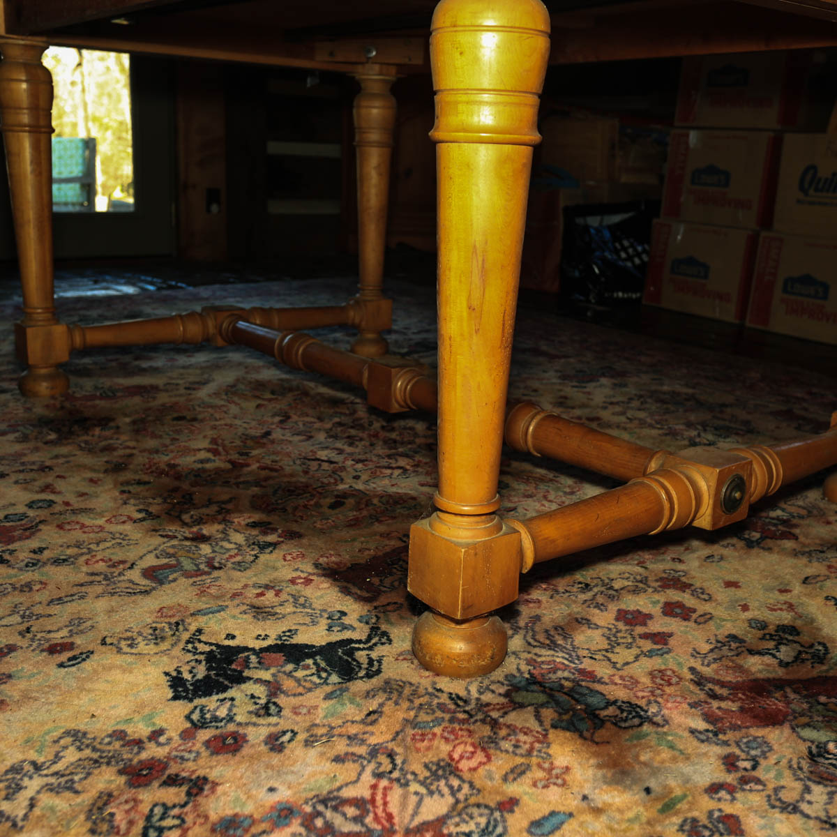 Knotty Pine Dining Table | EBTH