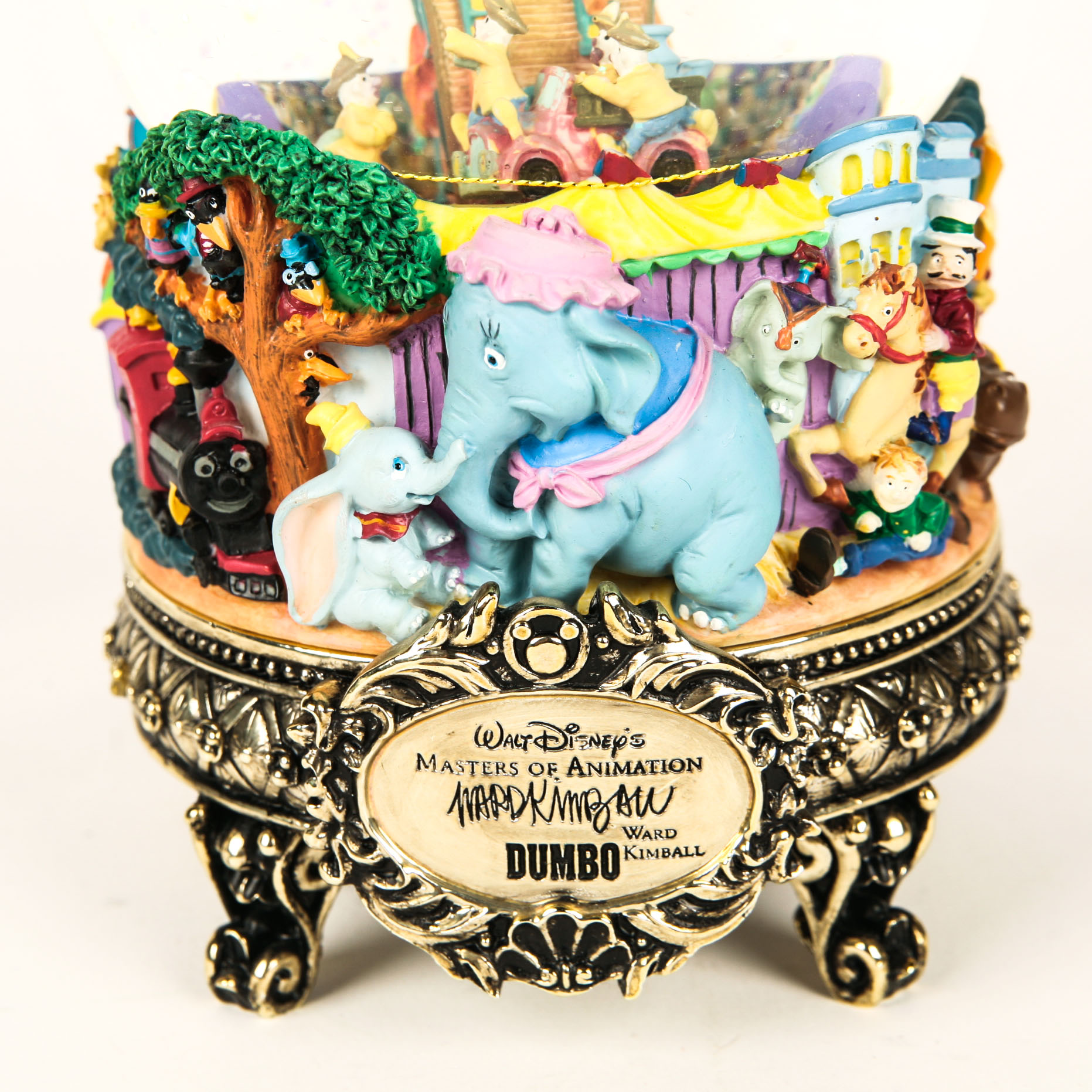 Walt Disney Dumbo Snow Globe | EBTH