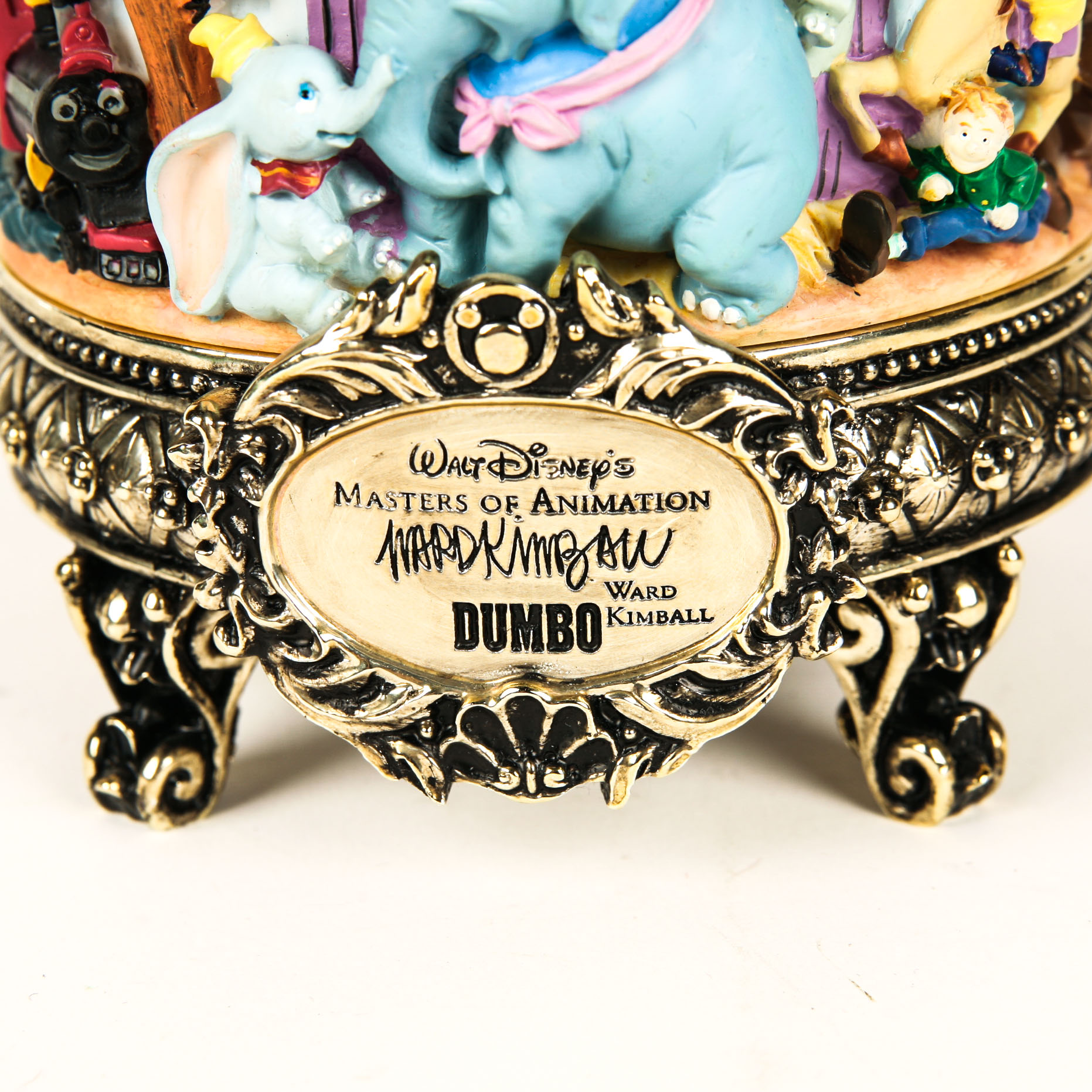 Walt Disney Dumbo Snow Globe | EBTH