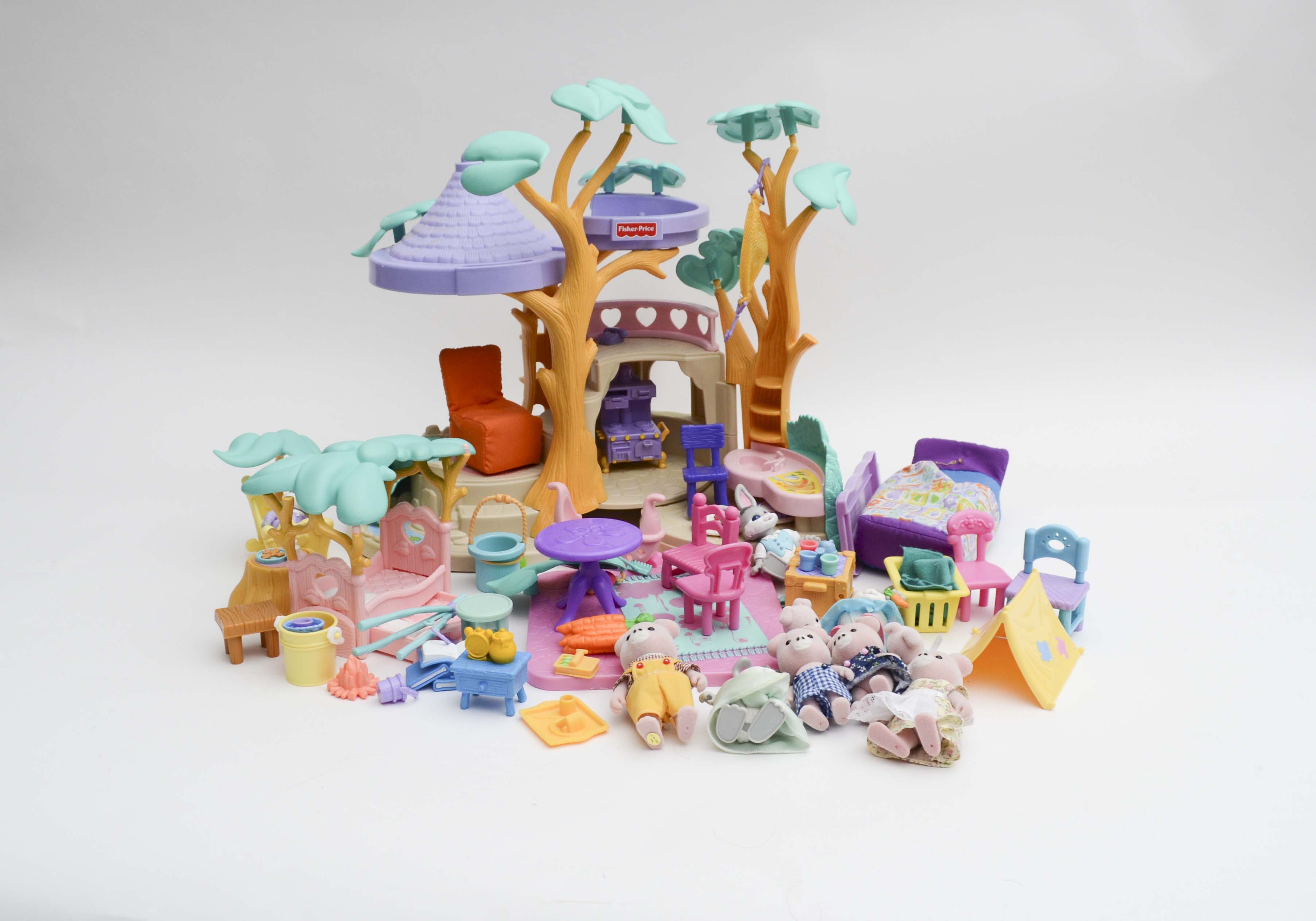 Fisher Price "Hideaway Hollow" Bunny Treehouse with Accessories | EBTH
