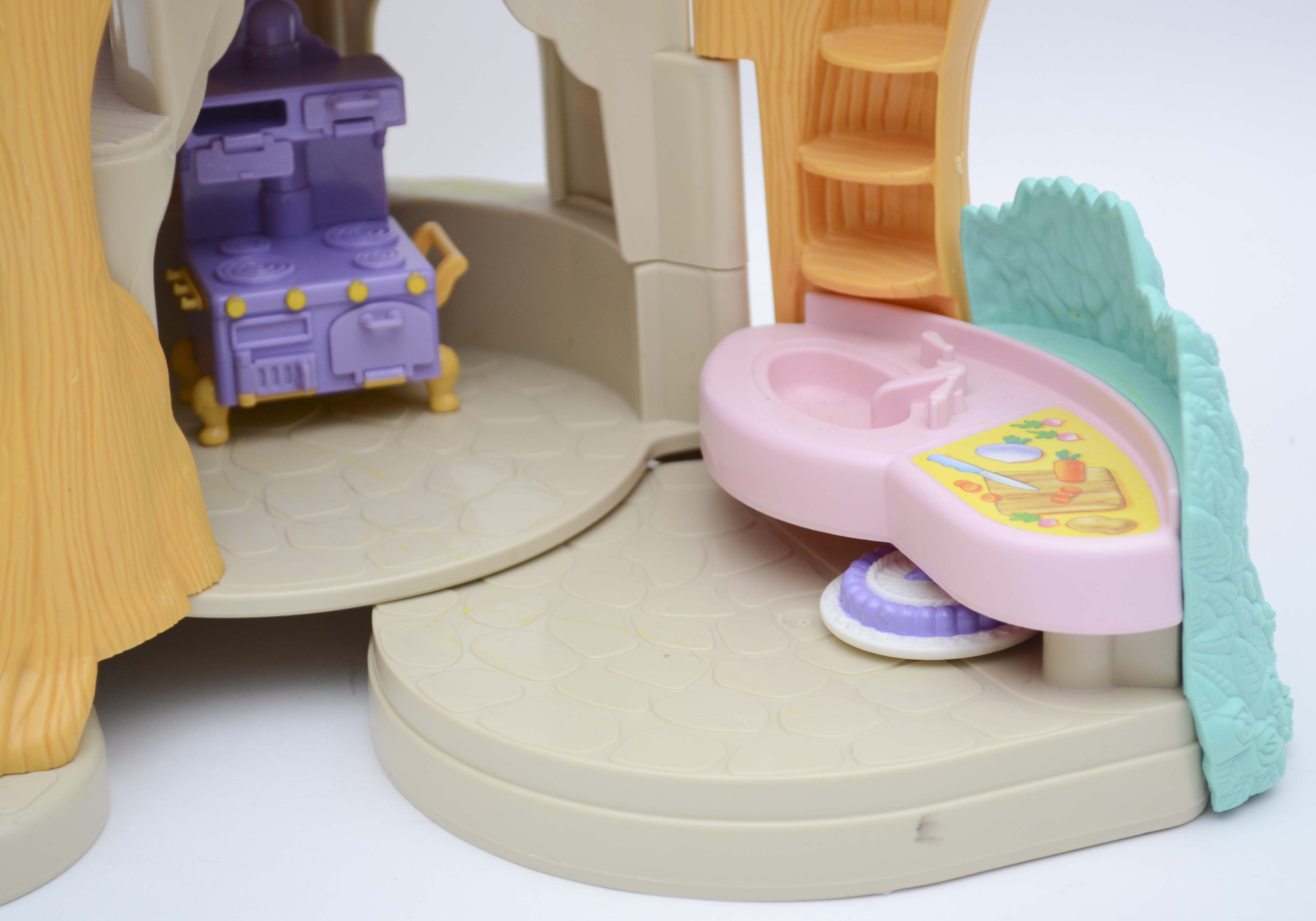 Fisher Price "Hideaway Hollow" Bunny Treehouse with Accessories | EBTH