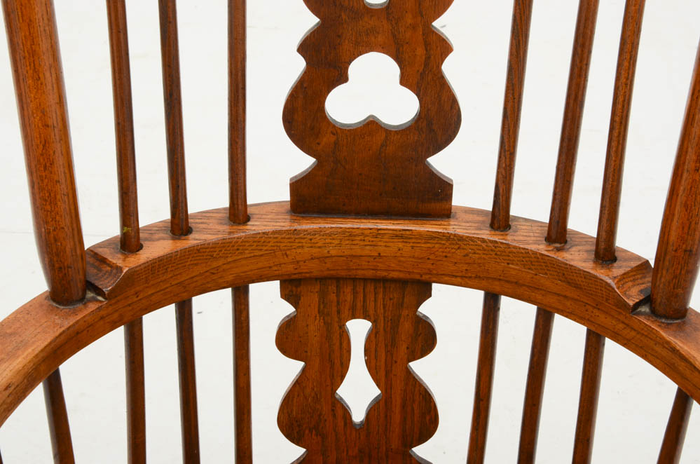 Set of Virginia House Chairs | EBTH