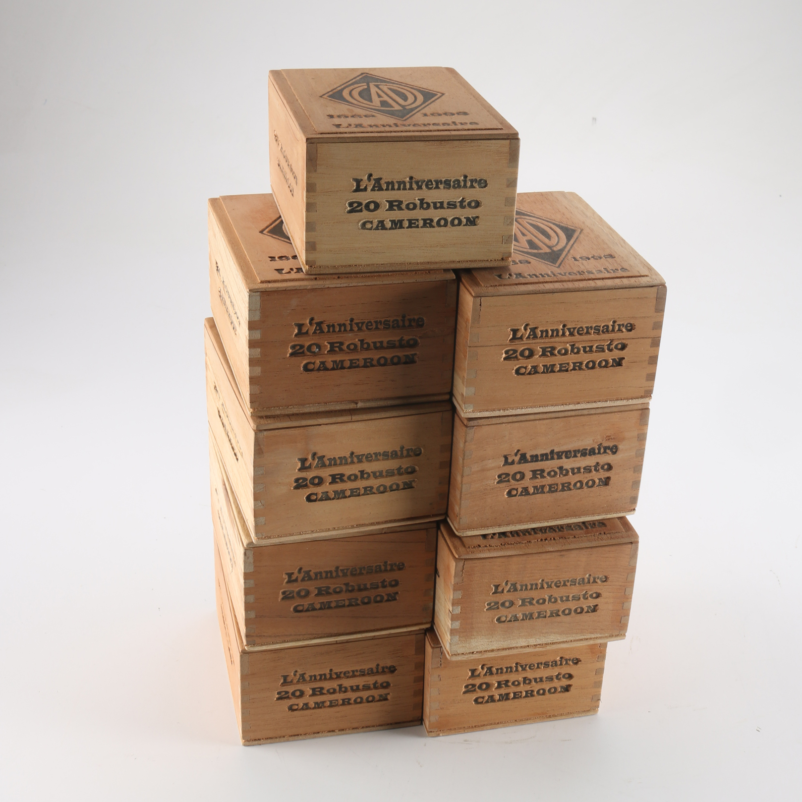 Robustos Cameroon Cigar Boxes | EBTH