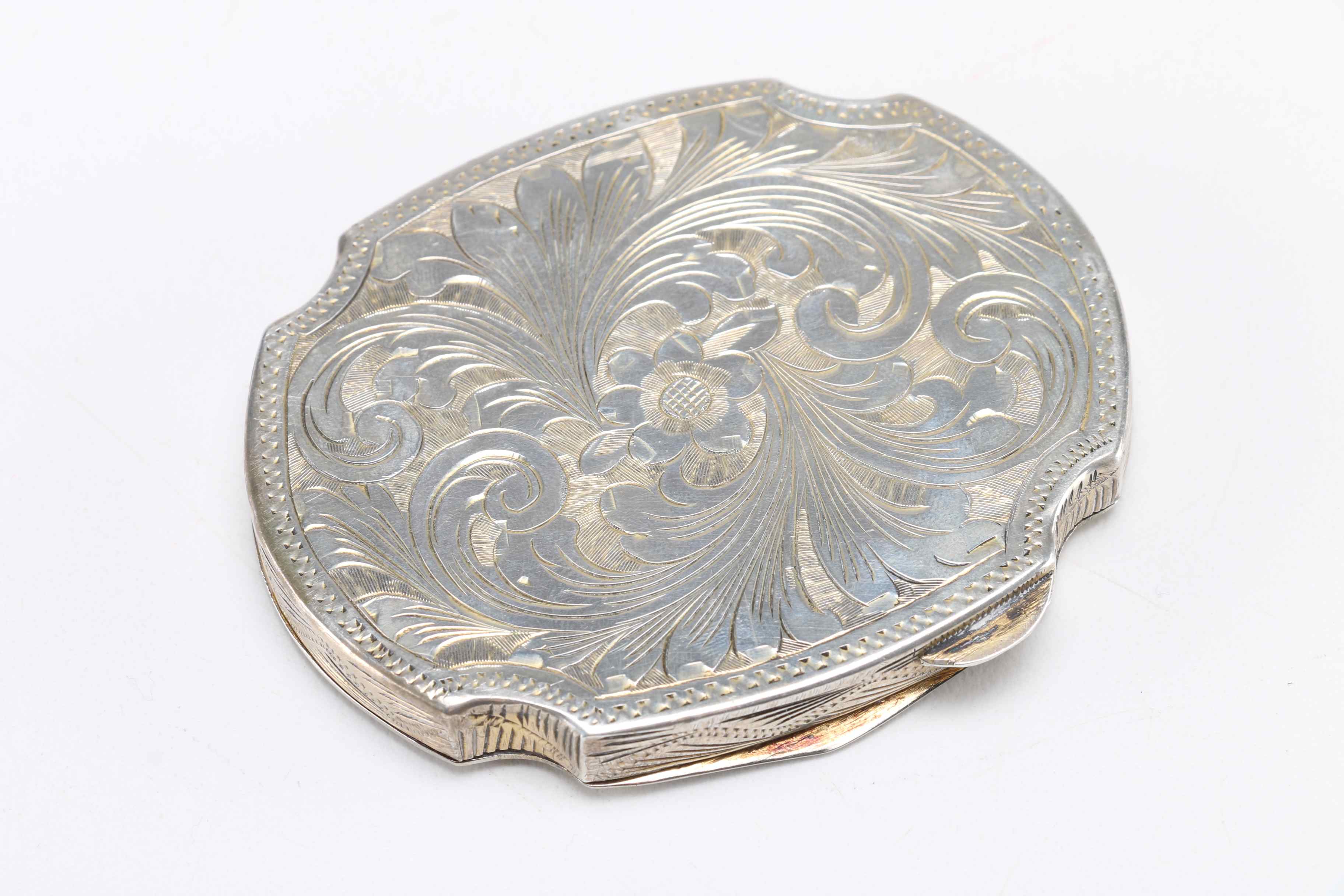 Decorative Italian 800 Silver Compact | EBTH