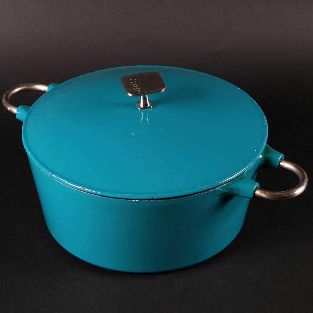 Blue Cast Iron Pot by Outset : EBTH