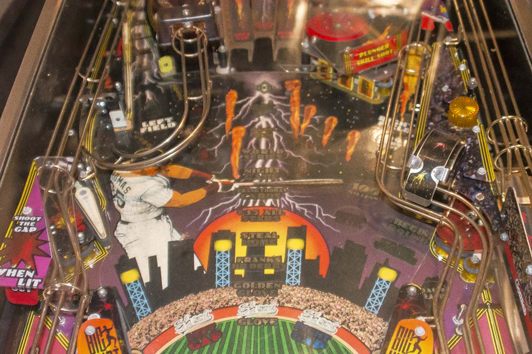 1995 "Frank Thomas' Big Hurt" Pinball Machine | EBTH