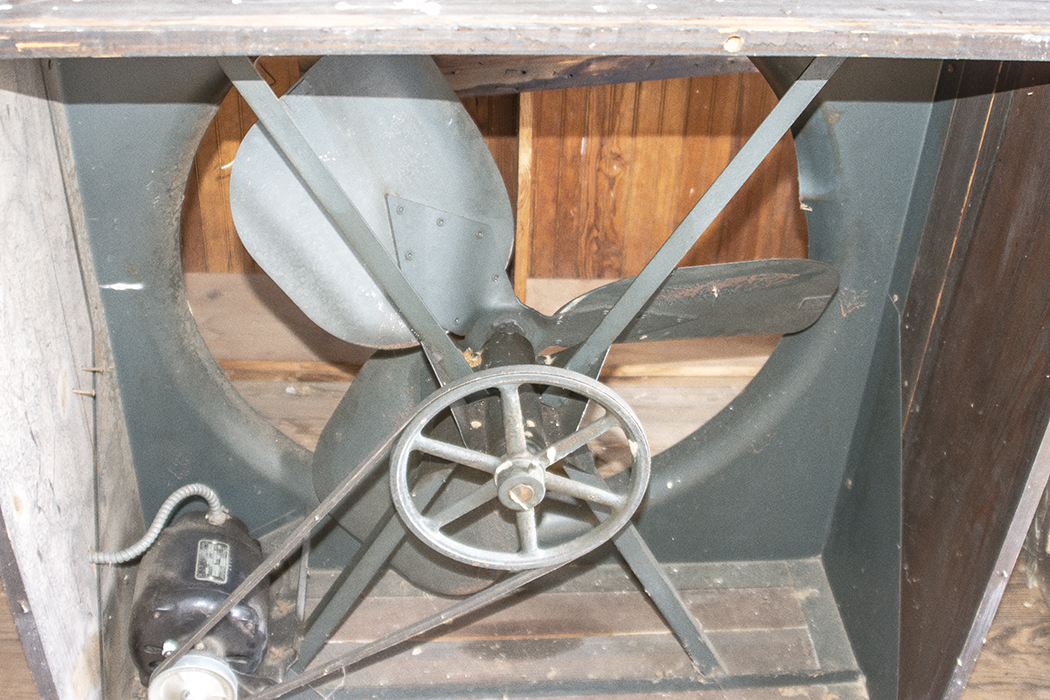 Lau Exhaust Fan with Delco Motor | EBTH