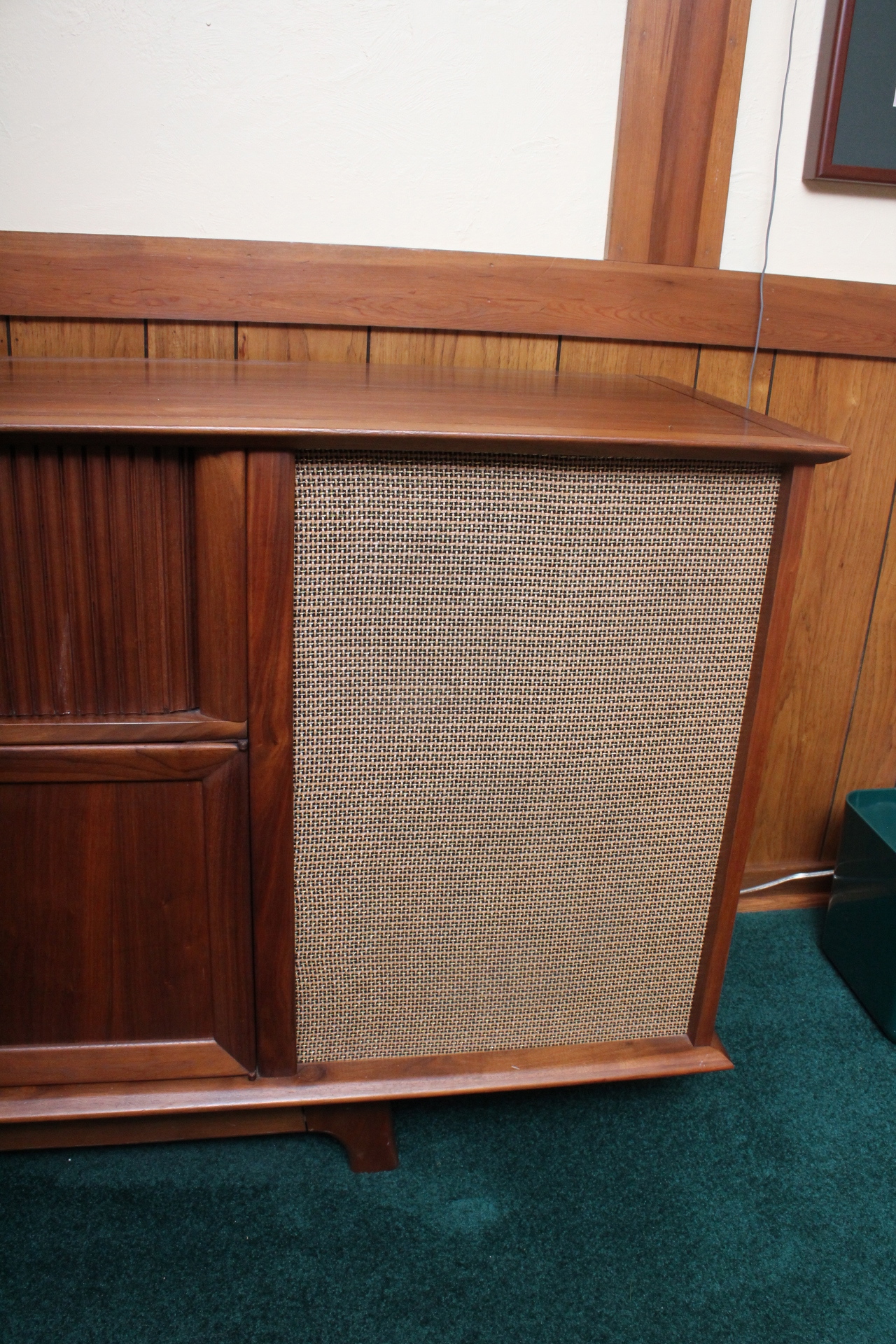 Mid-Century Curtis Mathes Turntable and Stereo System Console | EBTH
