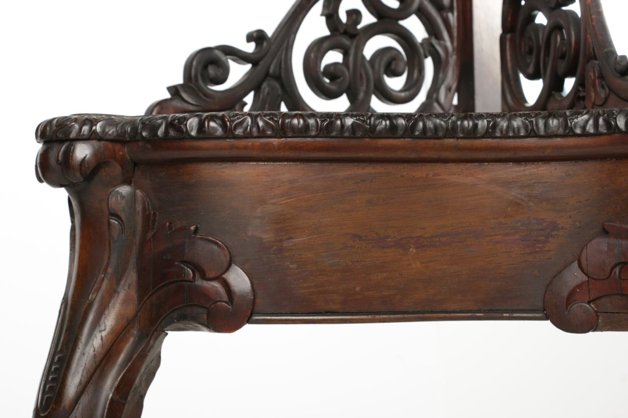 Fine American Rococo Revival Rosewood Etagère / Console Table | EBTH