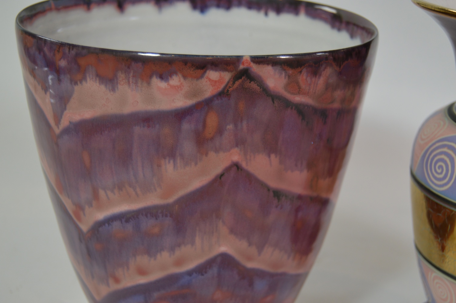 Handmade "Amon" Pottery Vase and Japanese Ceramic Vase | EBTH