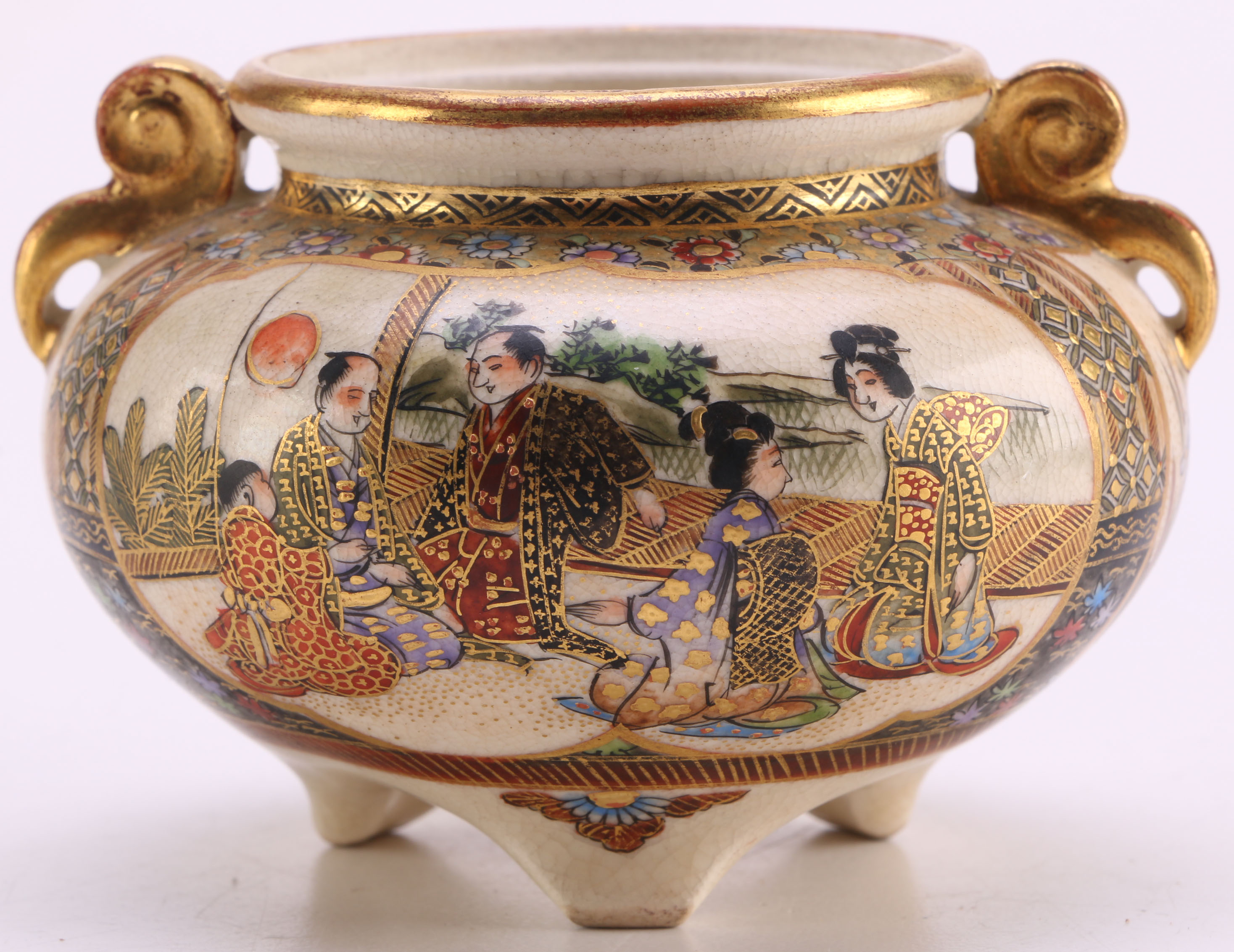 Collection of Fine Japanese Satsuma Stoneware | EBTH