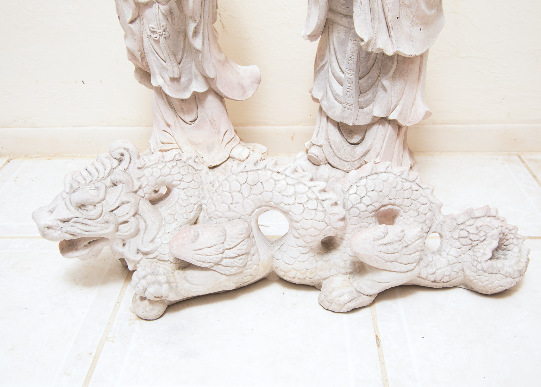 Concrete Asian Inspired Garden Sculptures | EBTH