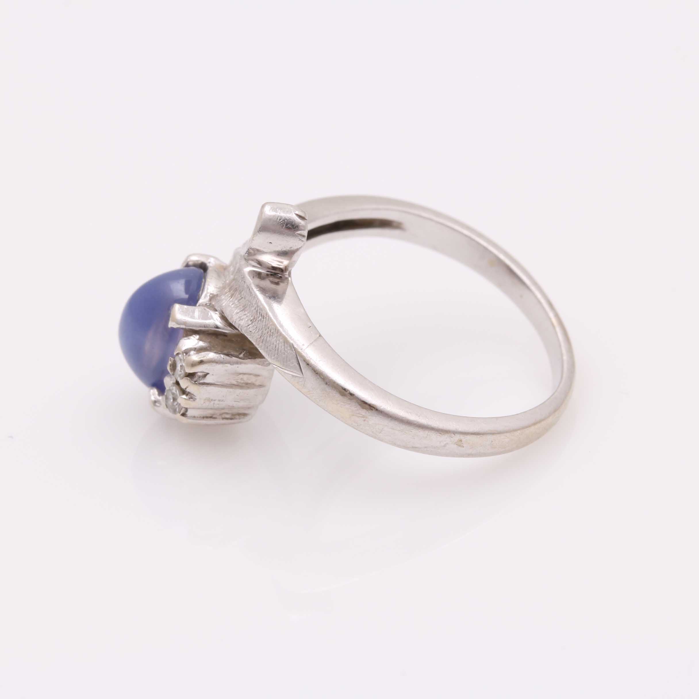 14K White Gold Star Sapphire Ring | EBTH