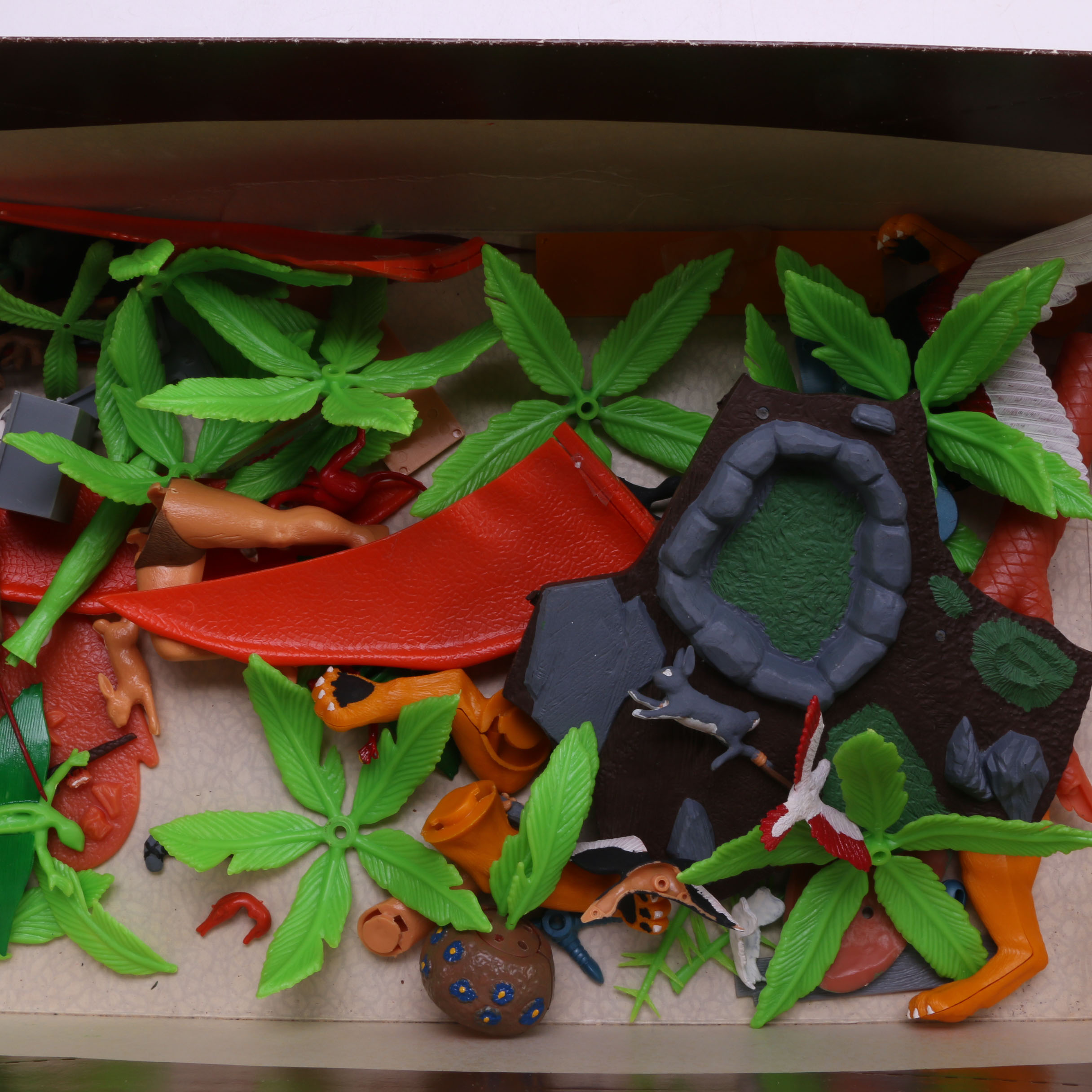 Aurora "Prehistoric Scenes: Tar Pit" Plastic Toy Models | EBTH