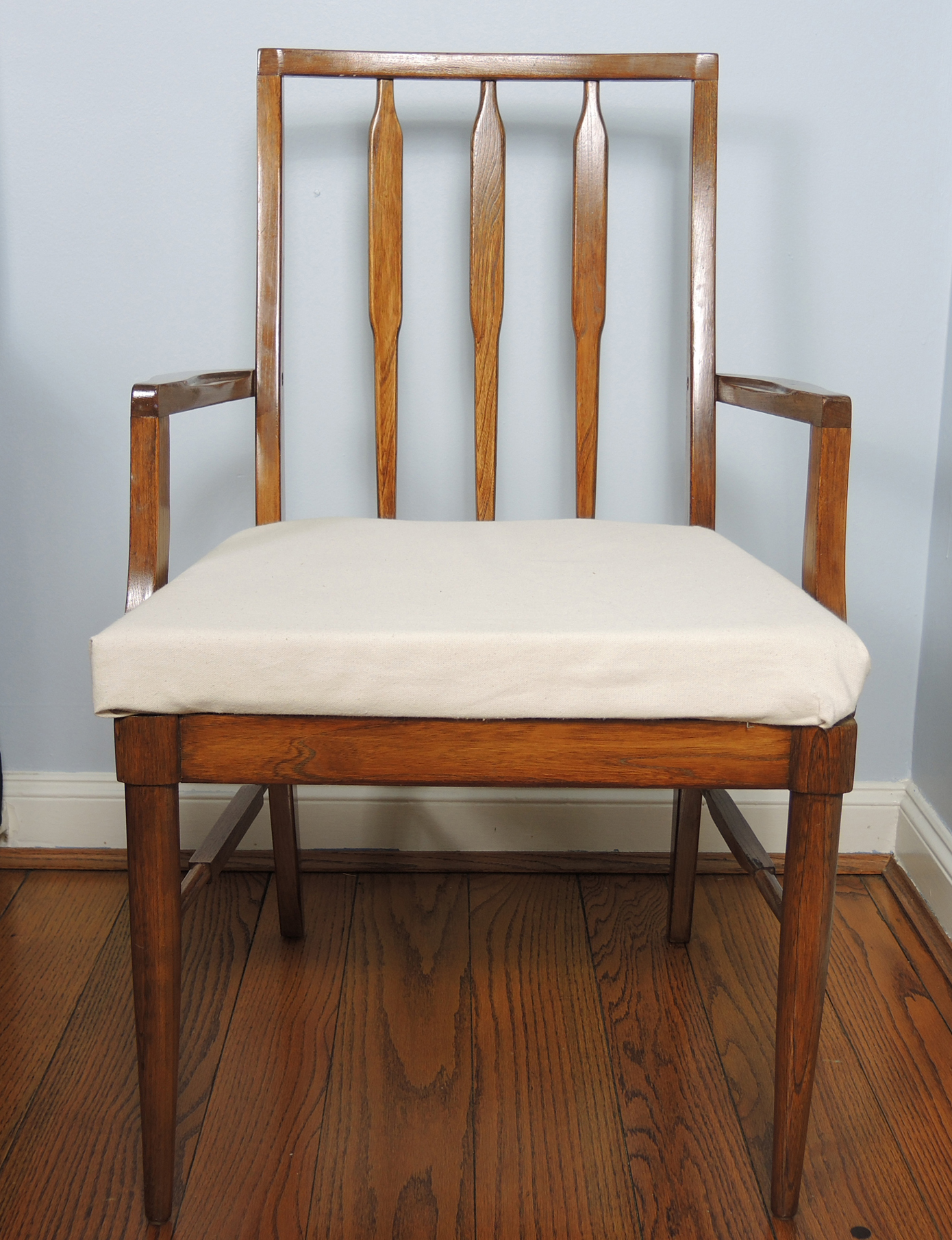 Vintage Basic-Witz Mid-Century Modern Dining Room Set and Buffet | EBTH