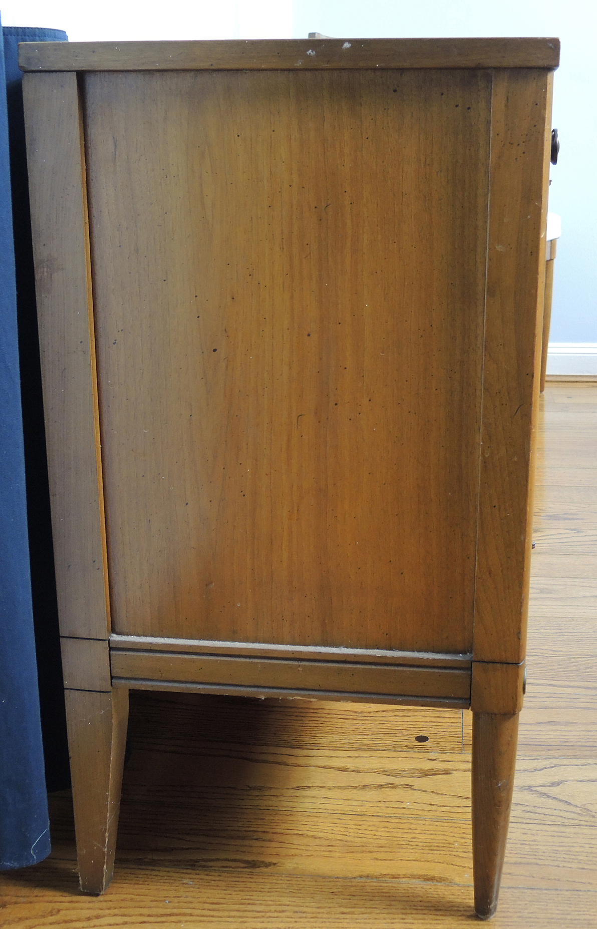 Vintage Basic-Witz Mid-Century Modern Dining Room Set and Buffet | EBTH