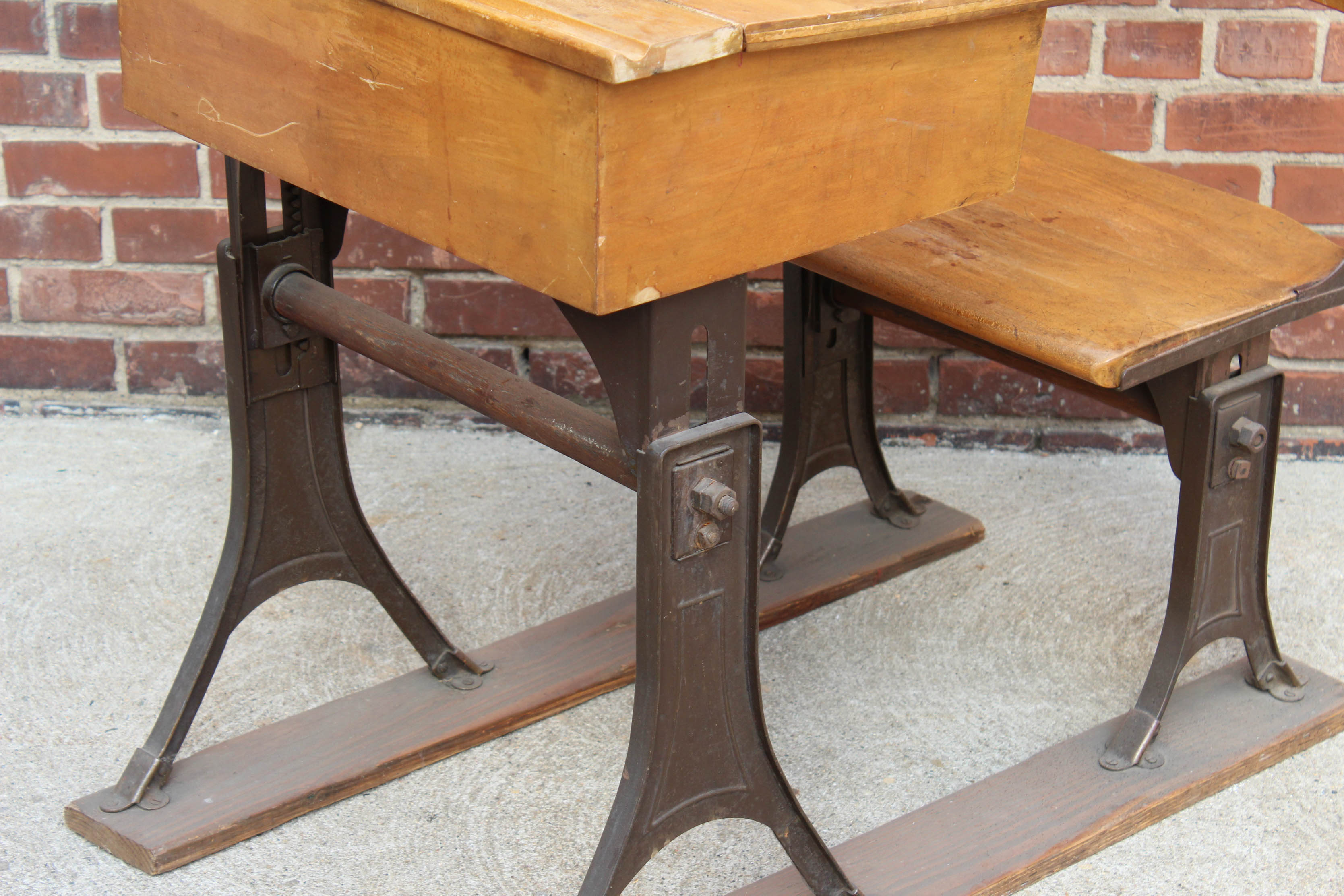 Vintage Oak Flip Top School Desk | EBTH