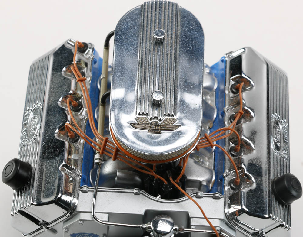 Pair of Ford and Hemi Engine Models | EBTH