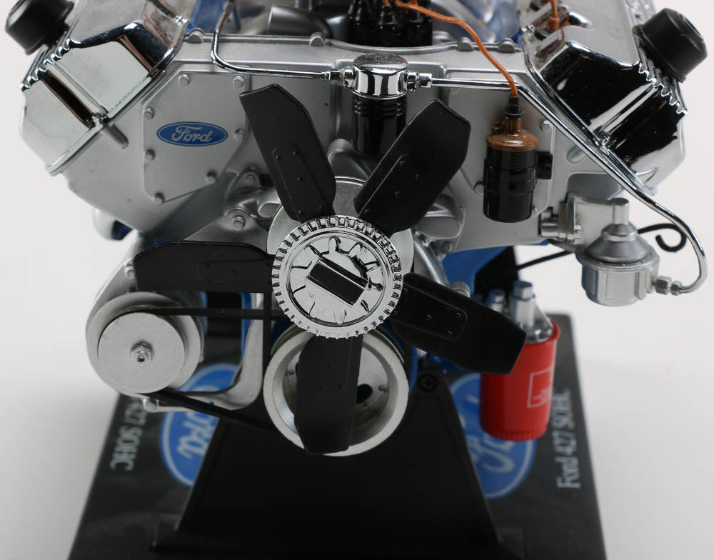 Pair of Ford and Hemi Engine Models | EBTH