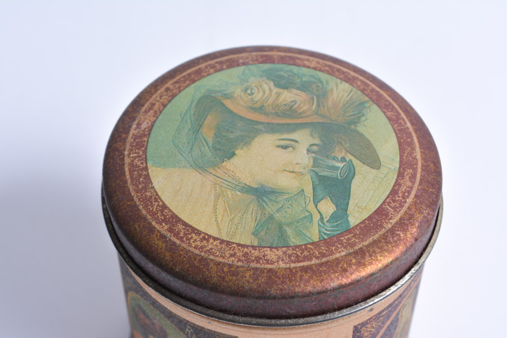 Coca-Cola Reproduction Tins, Trays, and More | EBTH