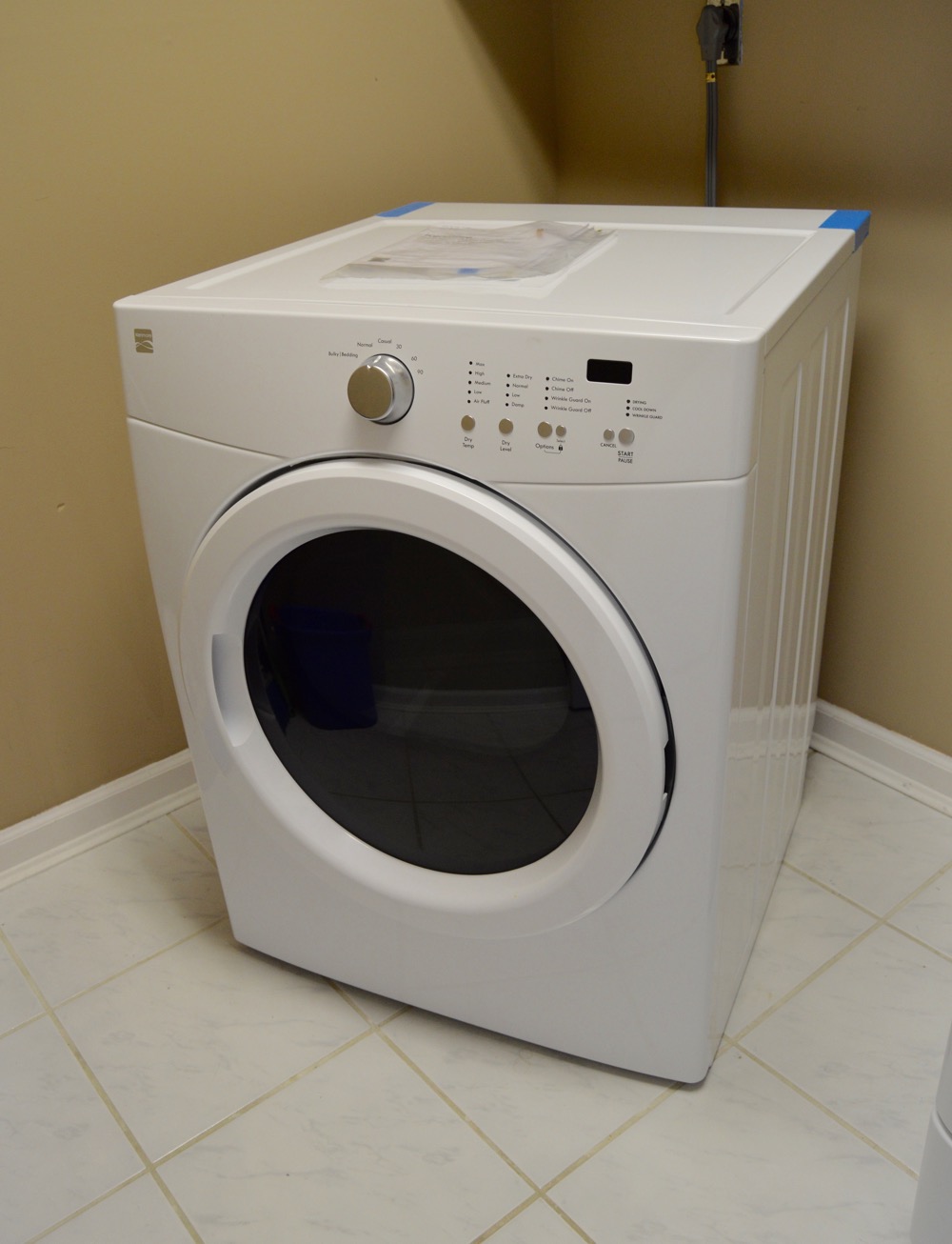 Kenmore Front Loading Clothes Dryer | EBTH