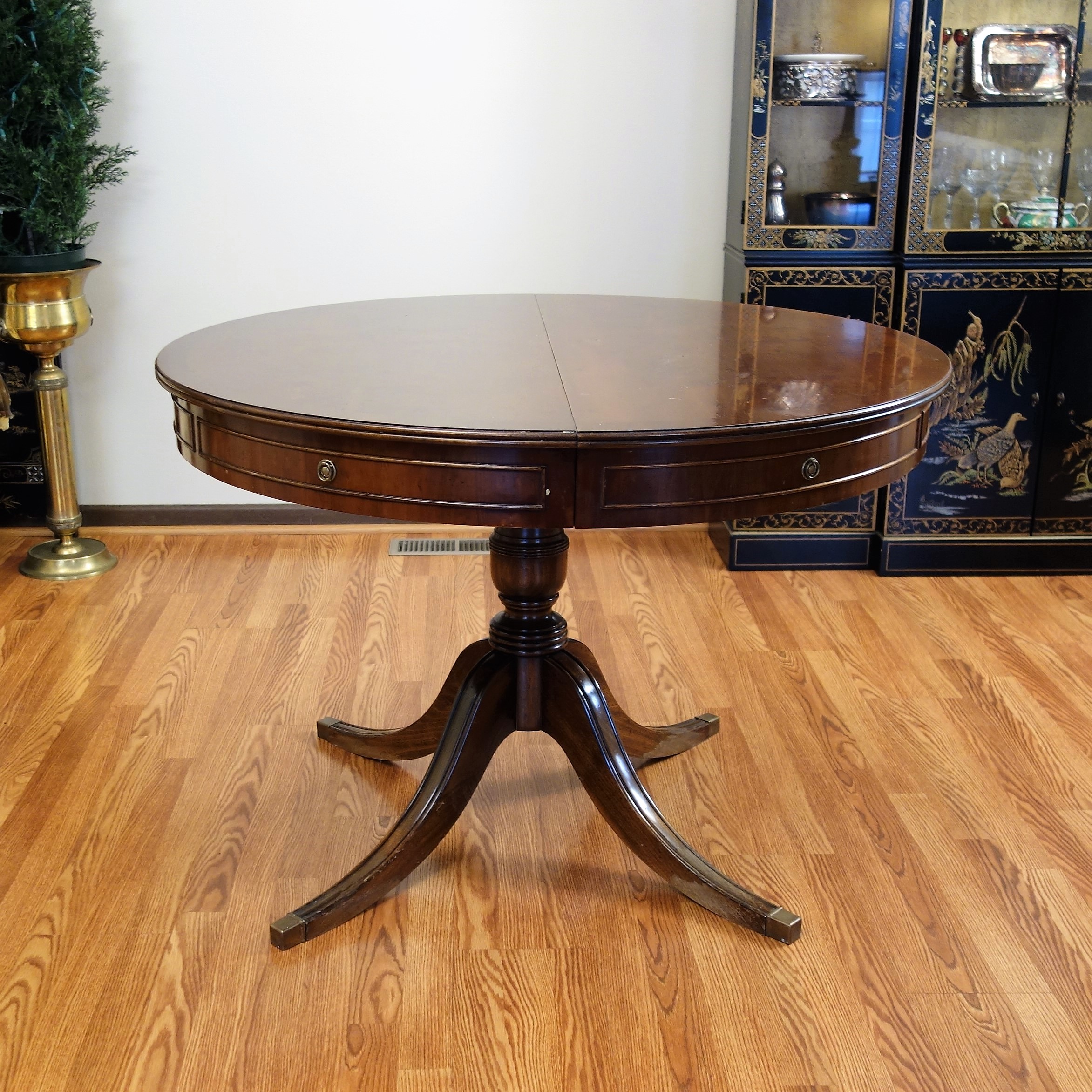 Bevan Funnell "Reprodux" Dining Table : EBTH