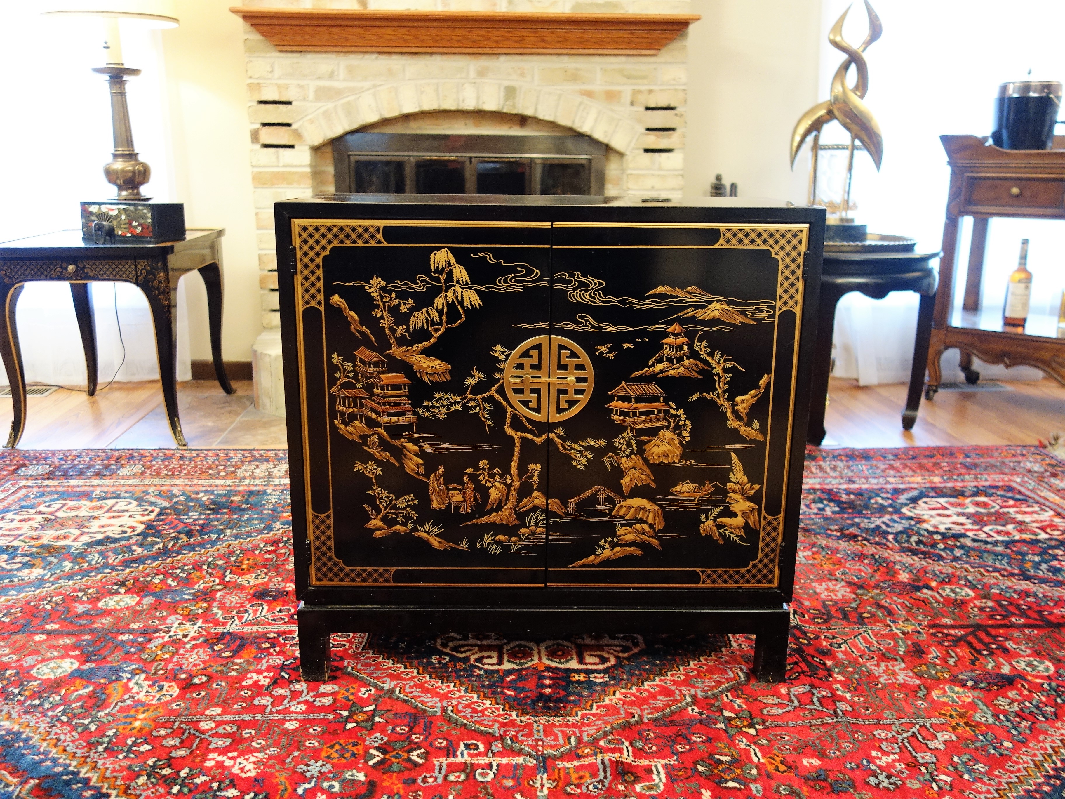 Drexel Heritage "Et Cetera" Hall Cabinet | EBTH