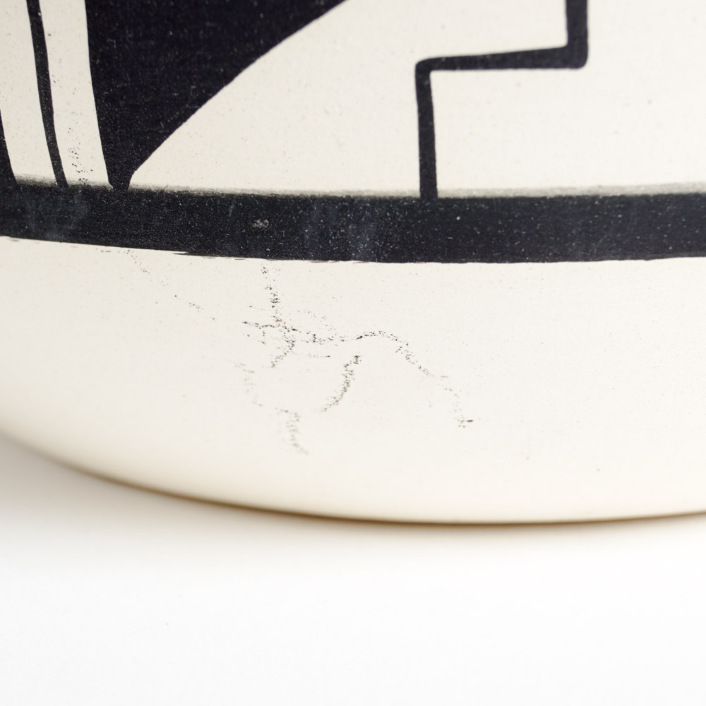 Native American Ute Mountain Tribe Pottery Bowl and Vase | EBTH