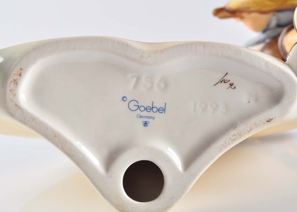 1993 MJ Hummel Museum Grand Opening Figurine | EBTH