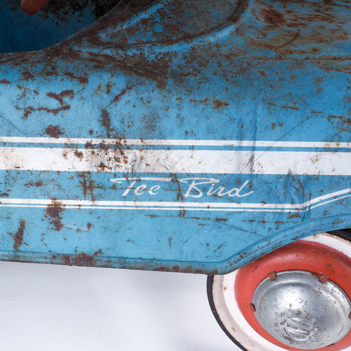 Vintage 1960s Murray Tee Bird Pedal Car | EBTH