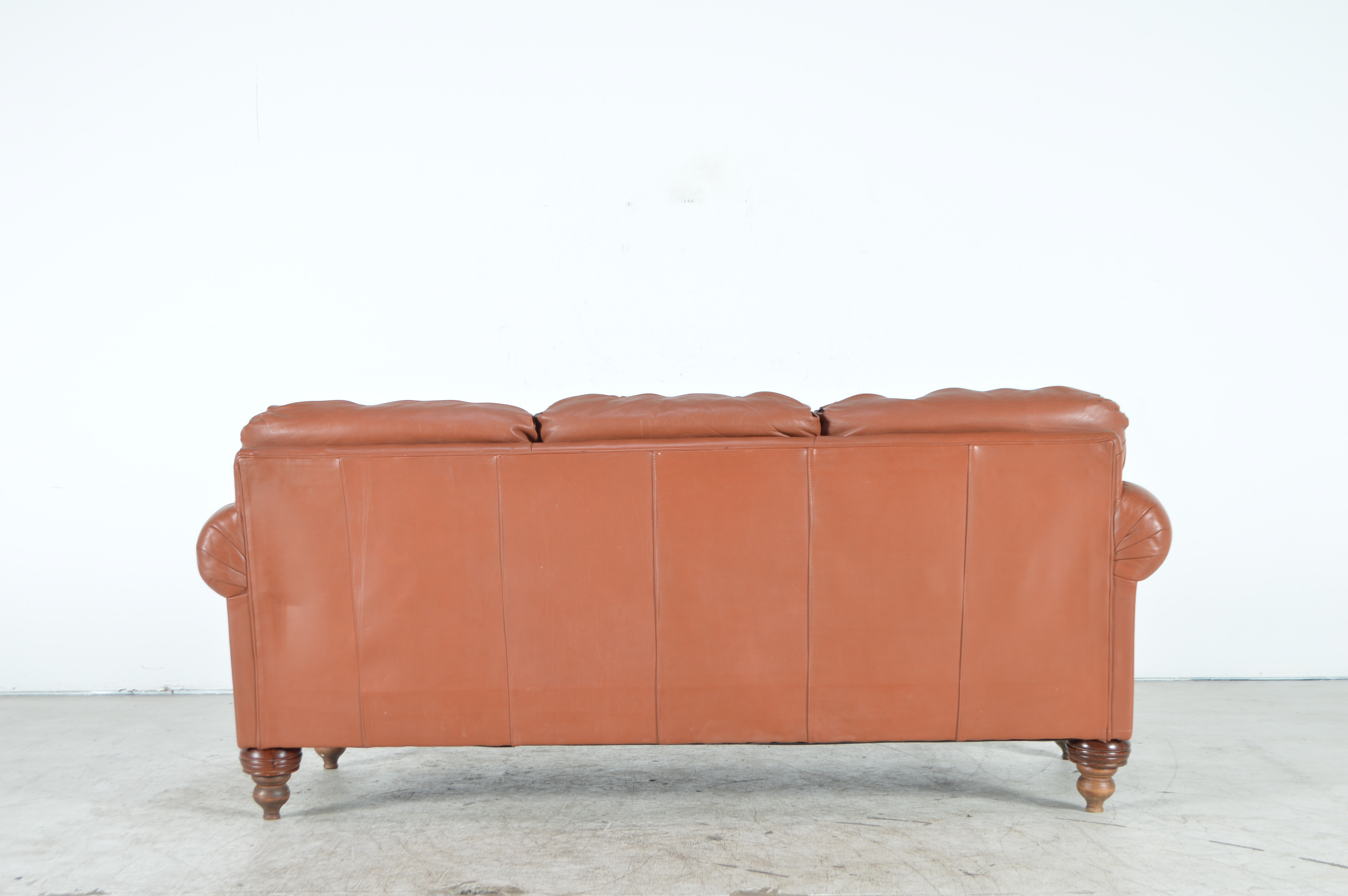 Saddle Tan Leather Sofa | EBTH