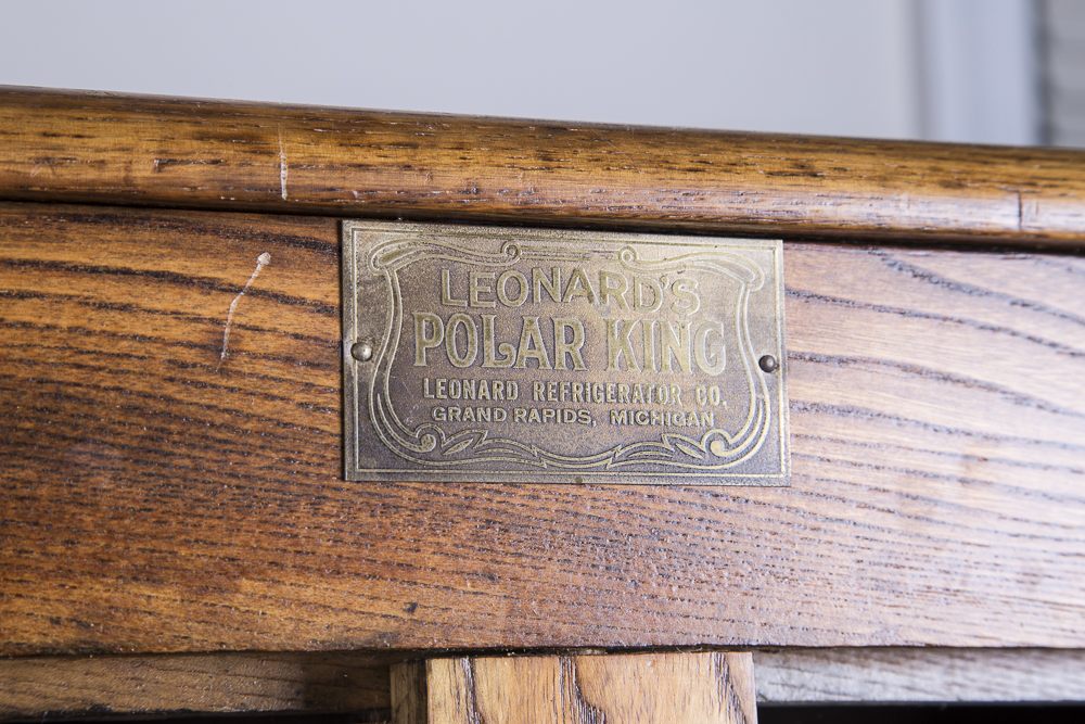 Antique Leonard's "Polar King" Ice Box | EBTH